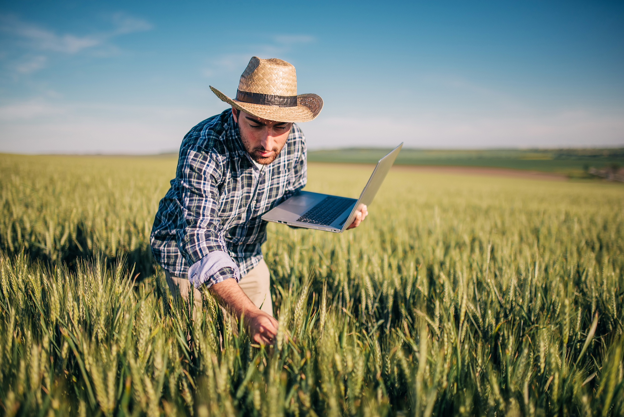 Protect your crops.Help safeguard our planet. - SOLASTA Bio